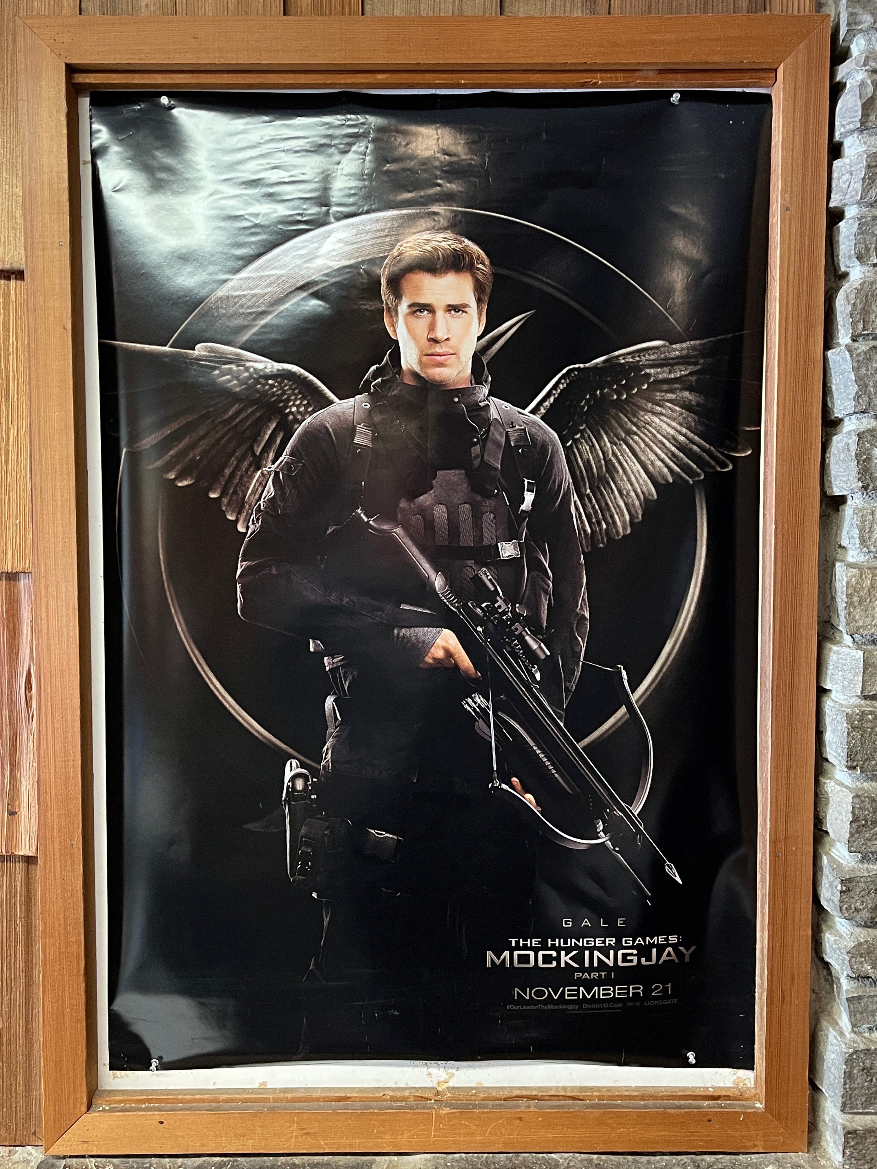 Gale Mockingjay Poster Hunger Games: Mockingjay 2 Teaser Poster & Logo