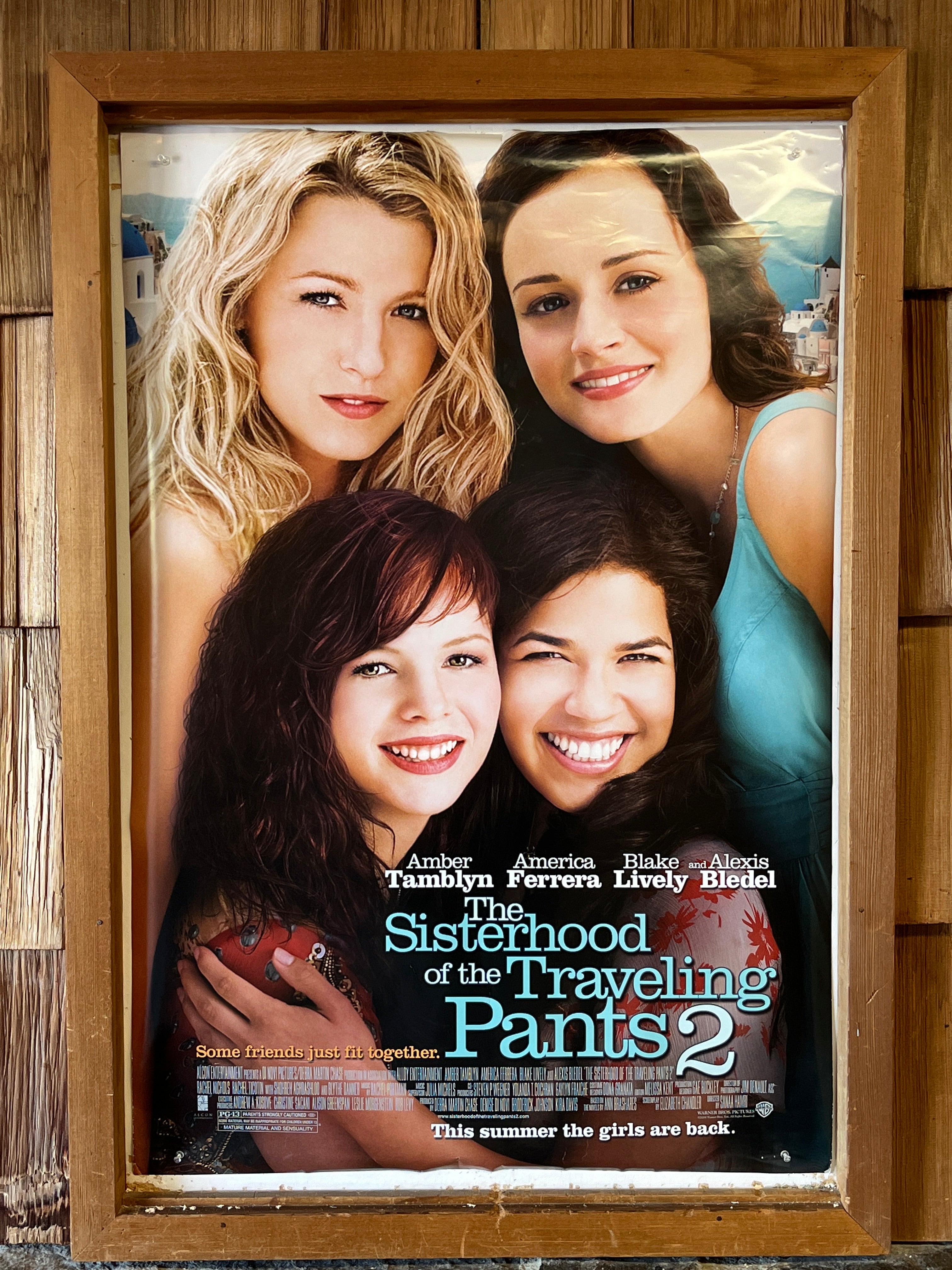 Cast Of Sisterhood Of The Traveling Pants 2